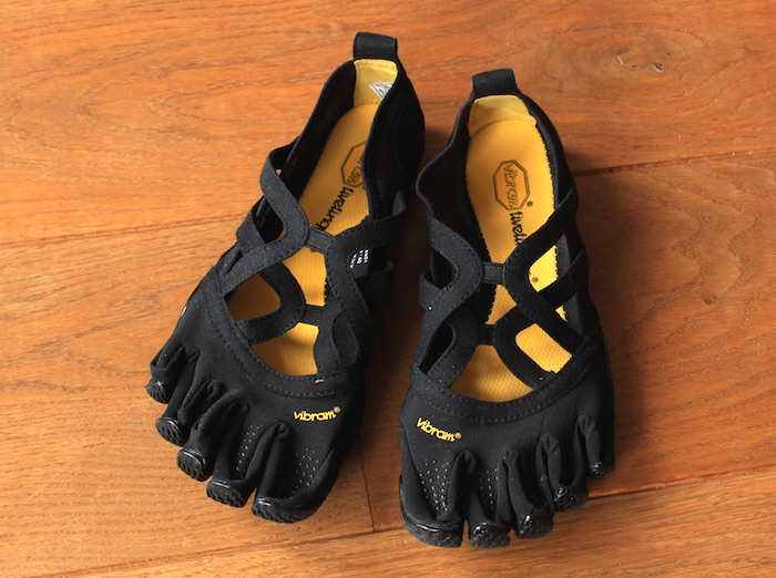 I tested: the Vibram FiveFingers® Alitza Loop toe shoes - 21HealthQuest
